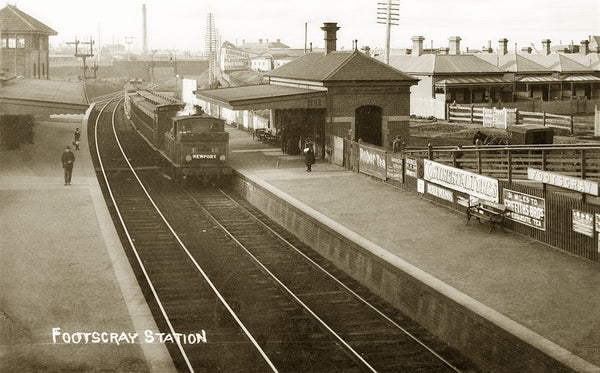 MELBOURNE Tagged "TRAIN" - Historic Photos